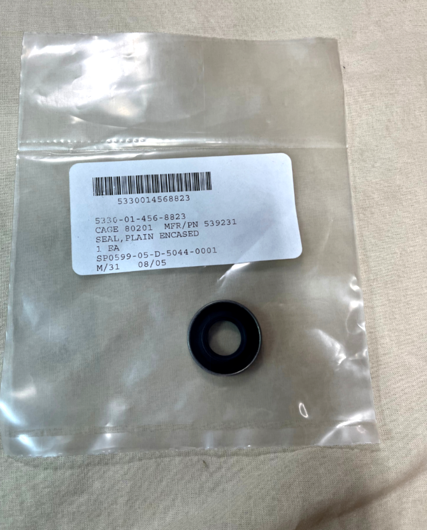 HMMWV HUMMER H1 M998 CTIS GEARED KNUCKLE HUB SPINDLE SEAL 6005193 - 1p ...