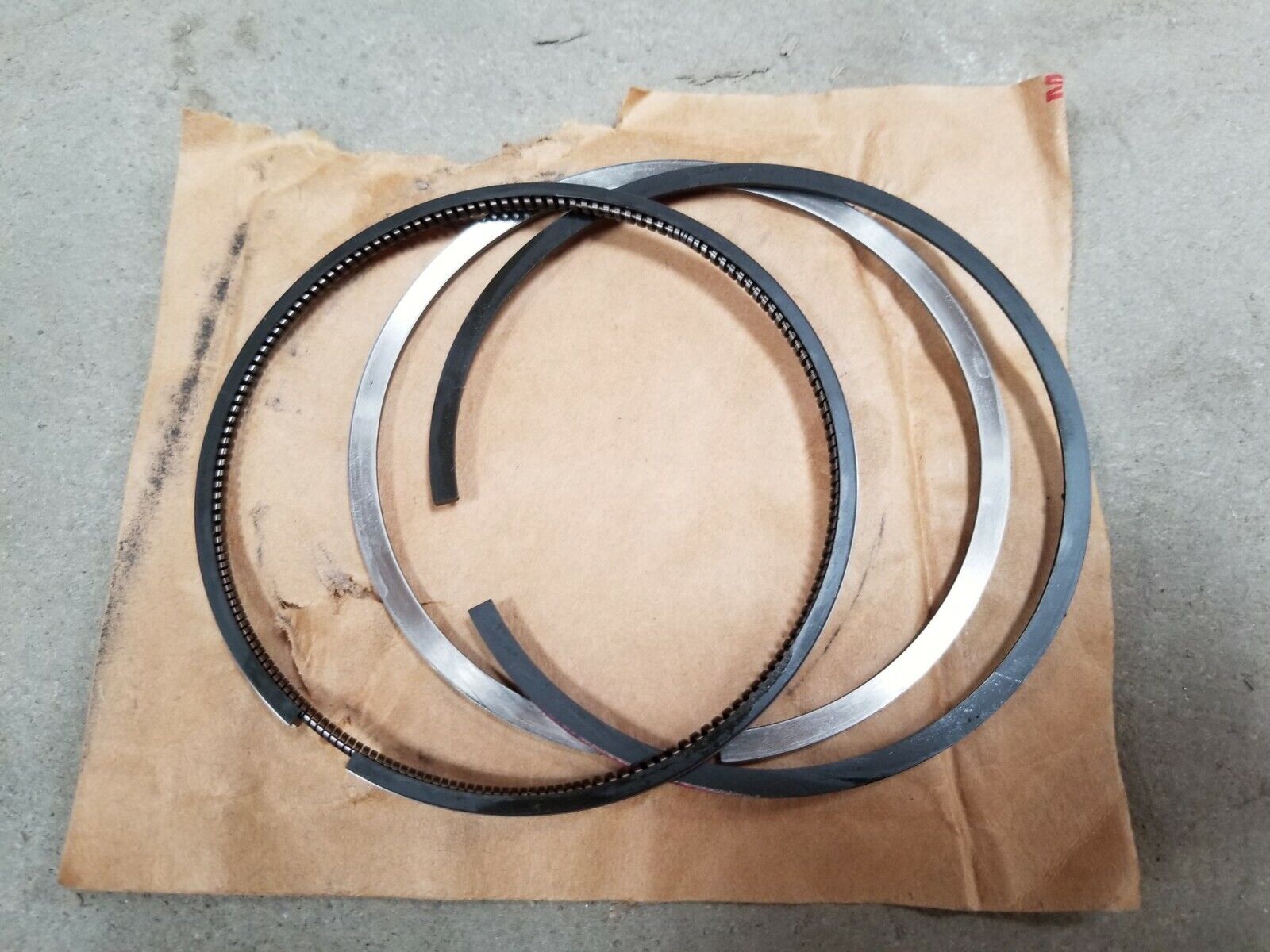 Humvee GM 6.5L Piston Ring Set 12369198 1992-2000 Diesel M998 Chevy ...