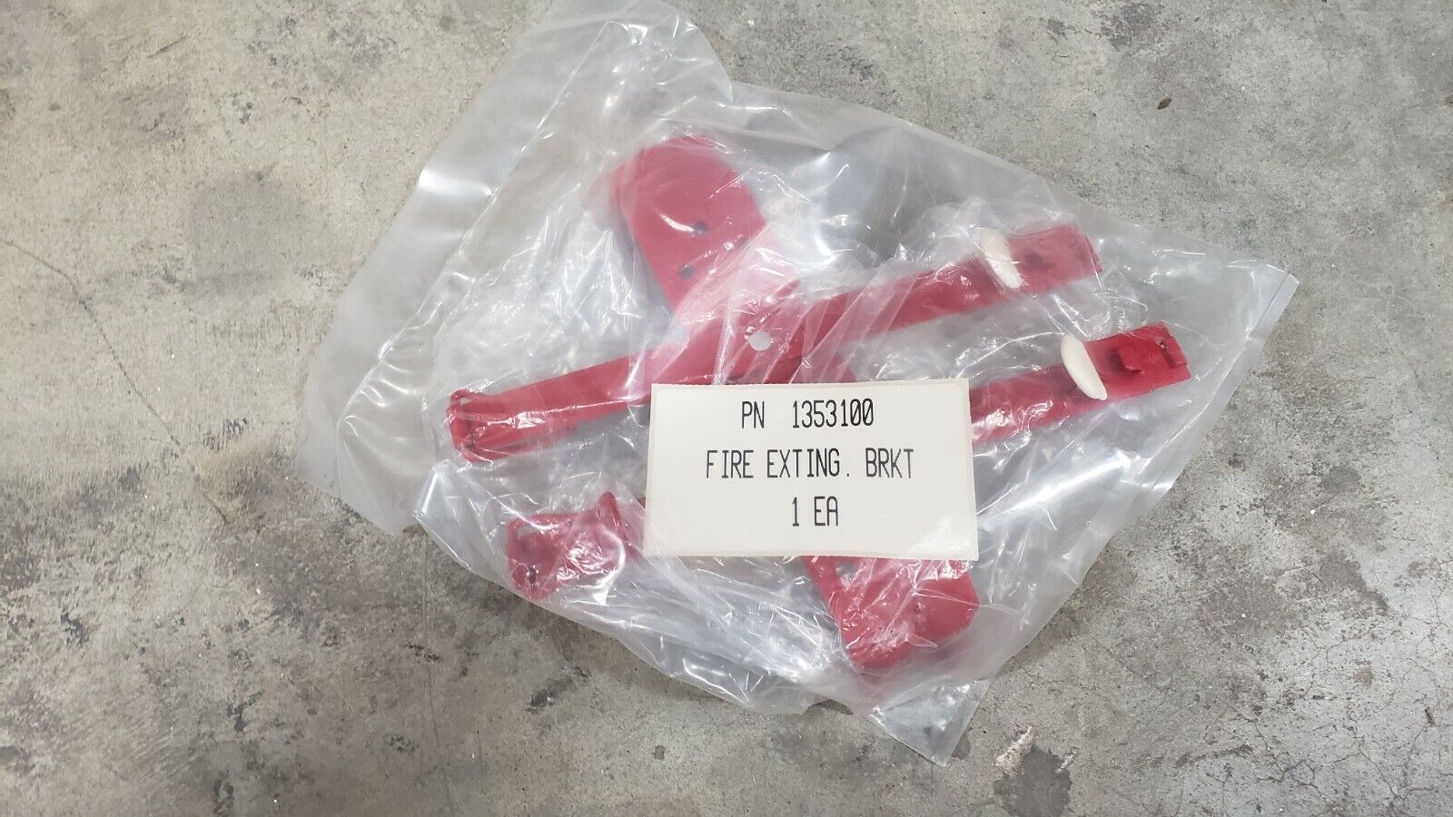 Oshkosh HEMTT FIRE EXTING BRKT Fire Extinguisher Bracket 1353100 – SECO ...