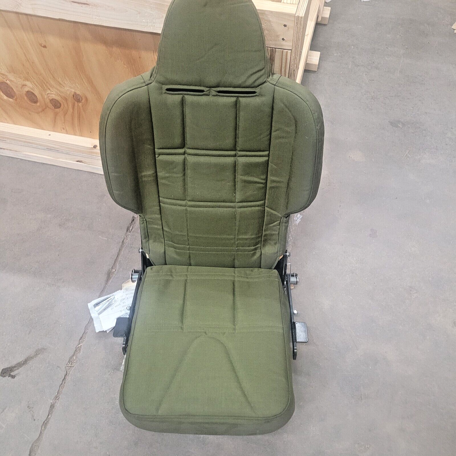 LTMV MILITARY FMTV ARMOR 300CSS-383 VEHICULAR SEAT 2540-01-528-1908 LA ...