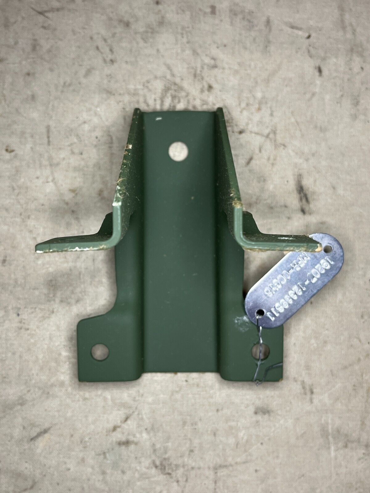 M998 HMMWV HUMVEE 12339611 DOOR GAS SPRING MOUNTING BRACKET 5340-01-19 ...