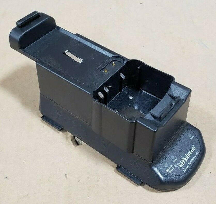 Original EF Johnson Single Unit Battery Charger Kit 585-5100-210 NO Po ...