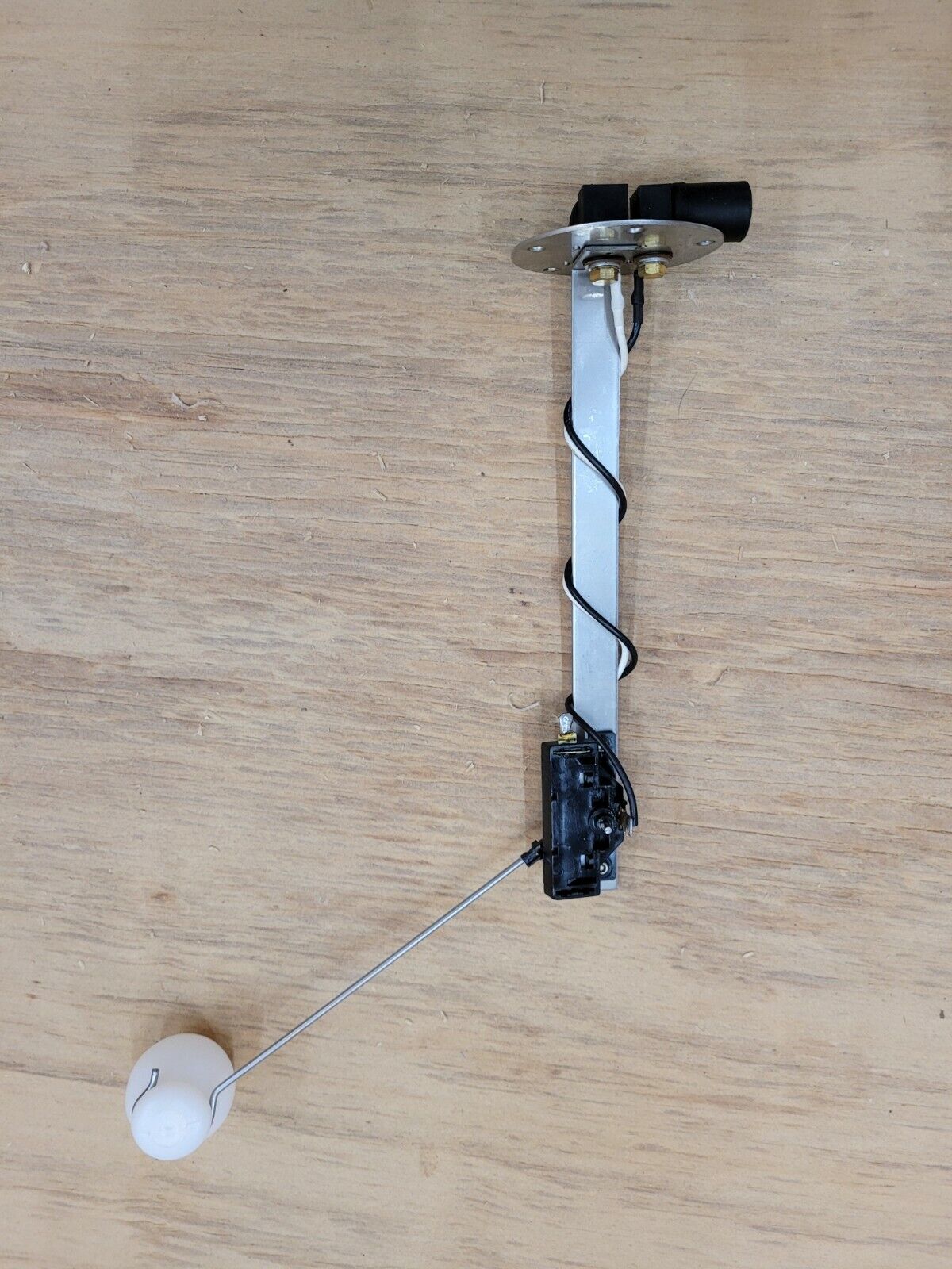 HMMWV HUMVEE FUEL LEVEL TRANSMITTER 12339199 M998 5936455 5574995 ...