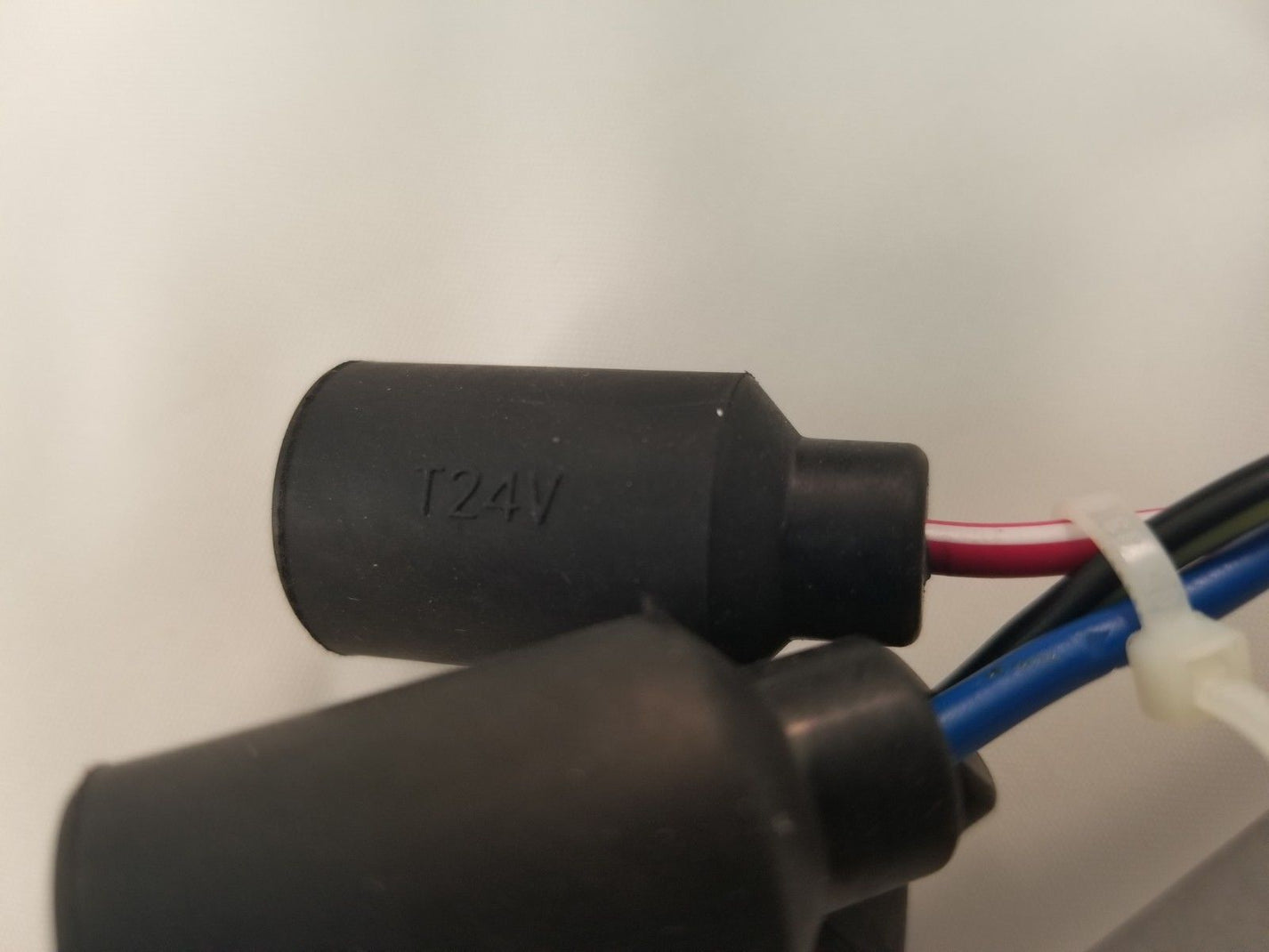 HUMVEE M35A2 Military KEYED IGNITION SWITCH M151 M998 HMMWV M1038 M939 ...